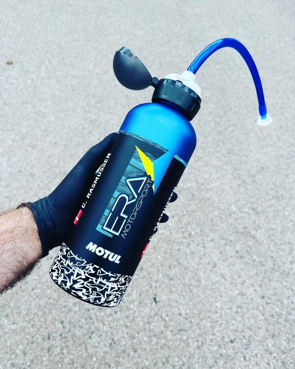 Build your bottle: Hydrorace